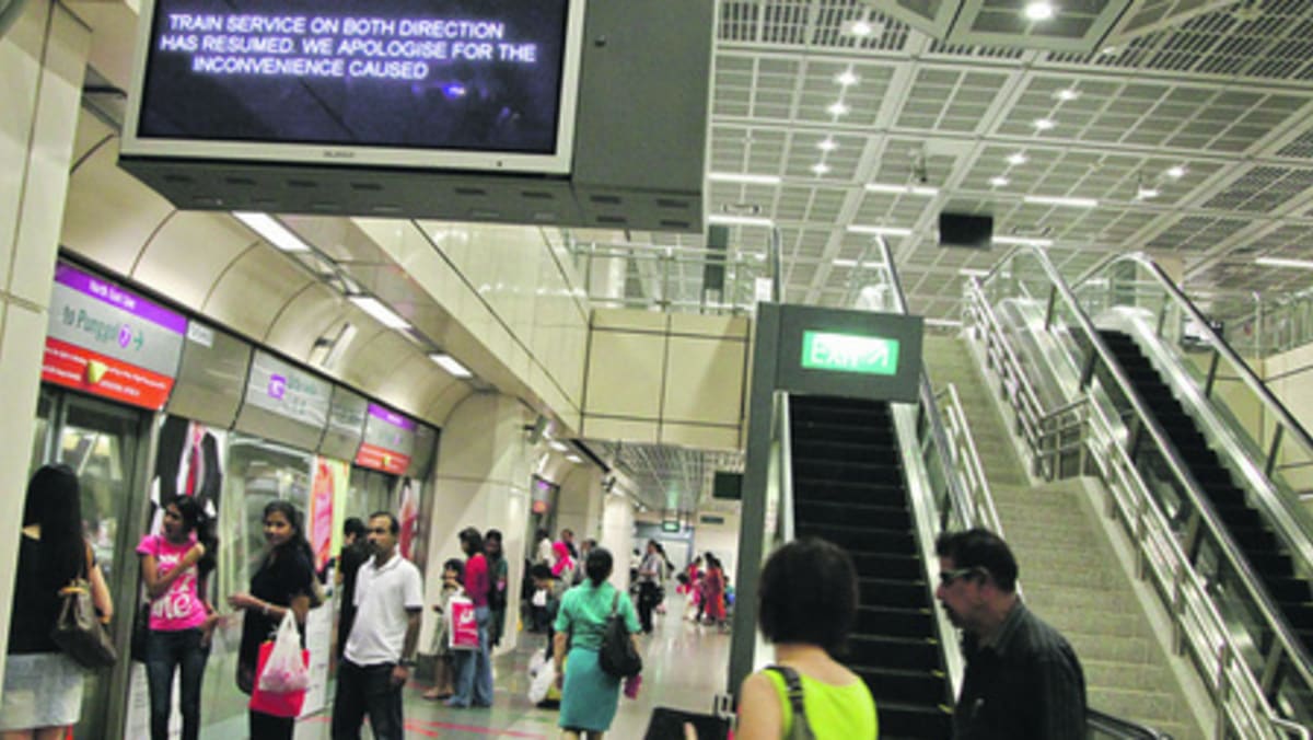 NEL train fault affects 26,000 commuters - TODAY