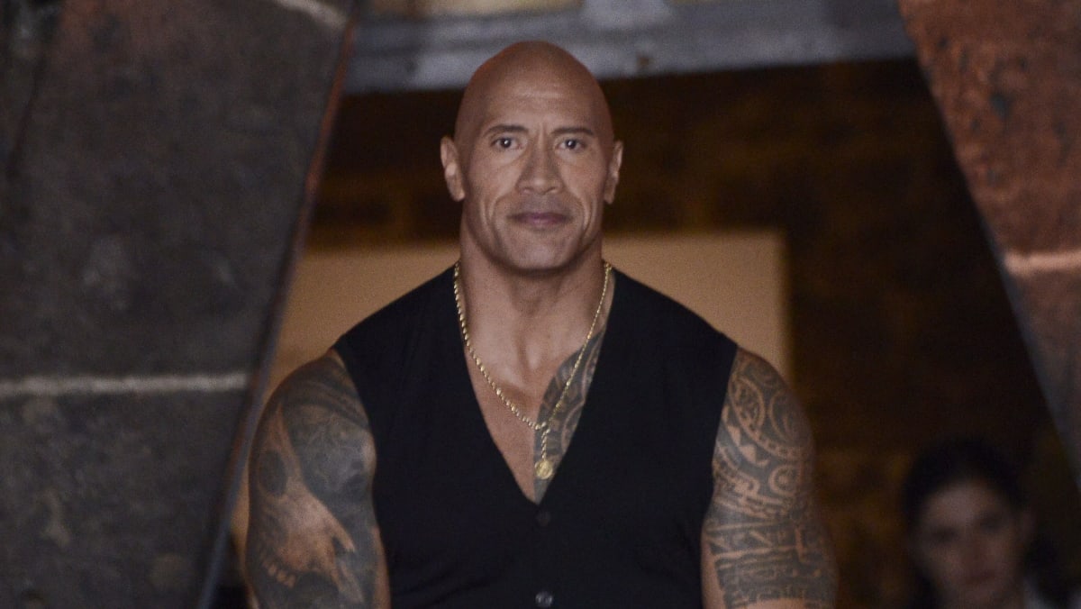 Dwayne Johnson Was Ordered To Lose Weight And Change Name If He Wanted ...