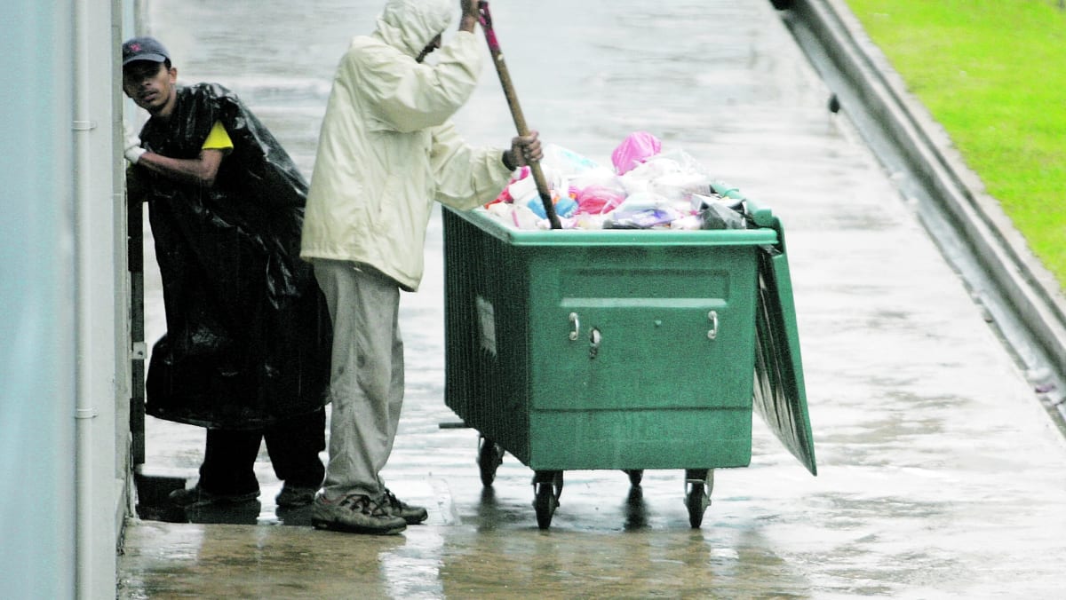 Govt exploring use of self-driving vehicles for street cleaning - TODAY