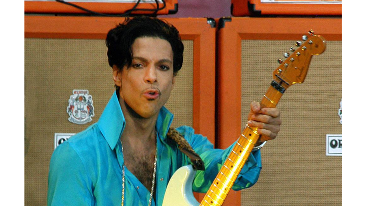 Prince's fans love 'mystique' of the vault - 8days