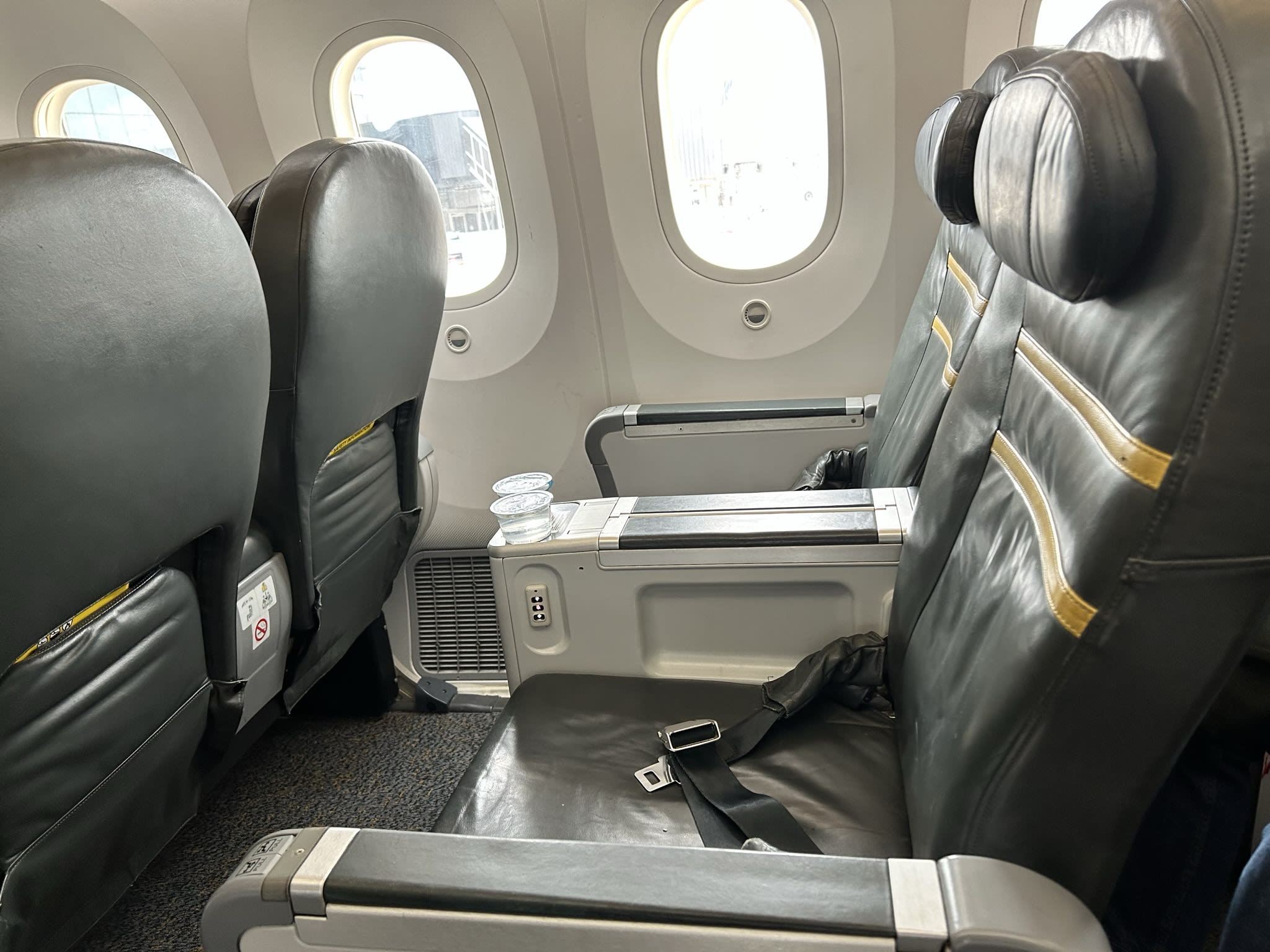 What It’s Like Flying On ScootPlus Vs Scoot-In-Silence — We Took A Trip ...