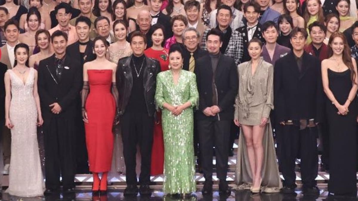 Who Stood Where In The TVB Anniversary Gala Pic? - 8days