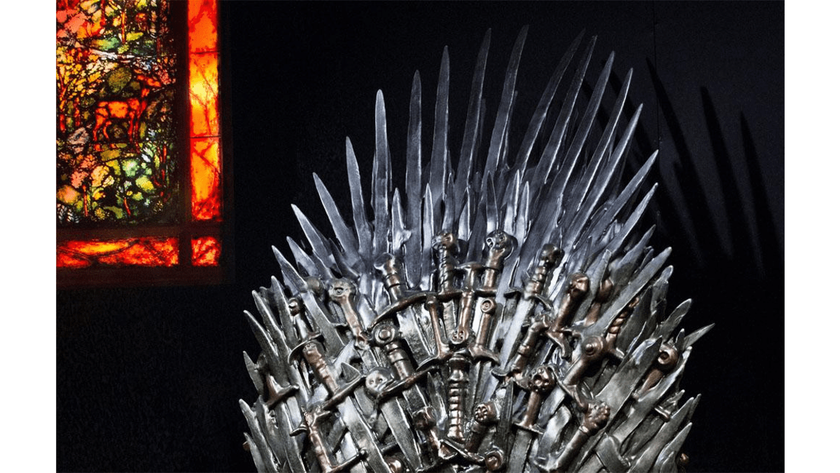 Game of Thrones cast all teary-eyed reading final script - 8days