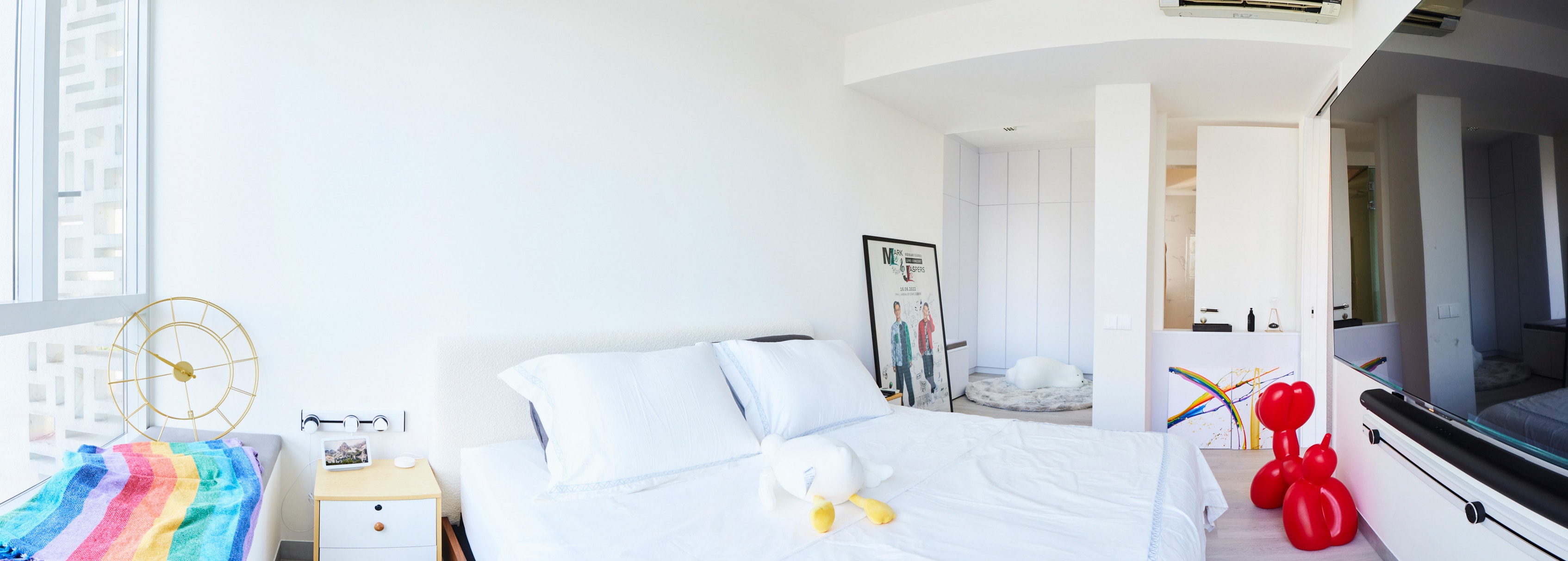Comedian Jaspers Lai Has A See-Through Bathroom In His East Coast Condo ...