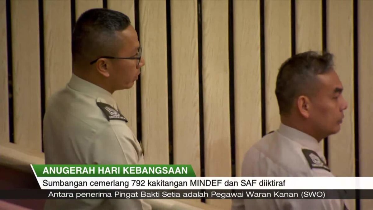 792 pegawai tentera dan bukan tentera MINDEF dan SAF terima Anugerah ...