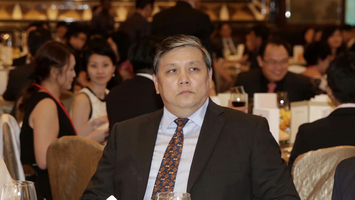 PM lauds Benny Lim as example of top-notch civil servant - TODAY