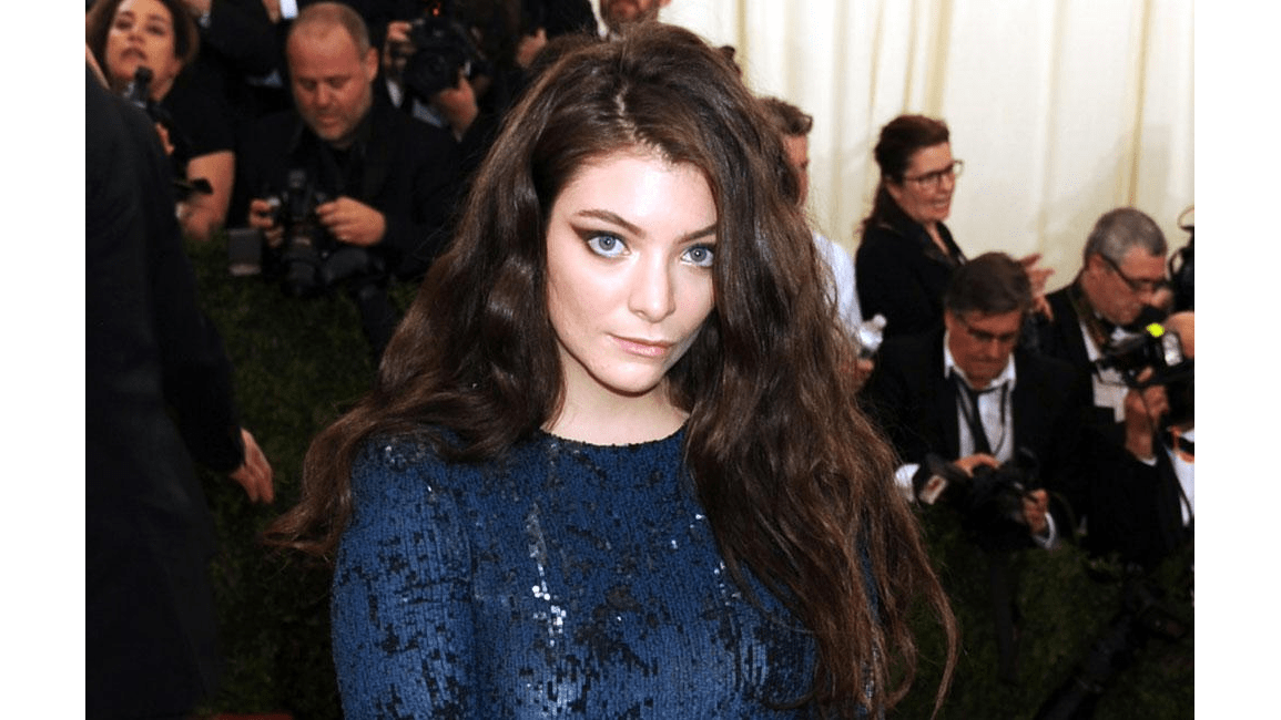 lorde james lowe split