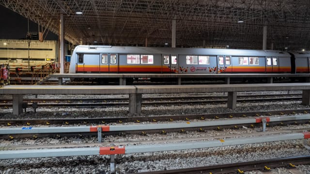 吸取东西线故障教训 陆交局和SMRT改进应对方案 - 8world