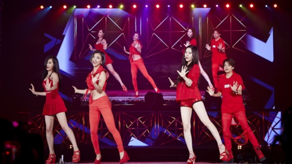 SM Addresses f(x) Comeback Rumors - 8days