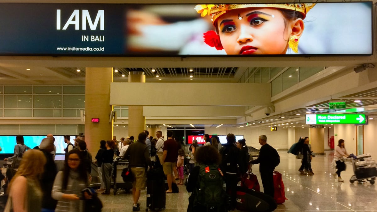 Indonesia's Bali tightens immigration controls as tourist arrivals ...