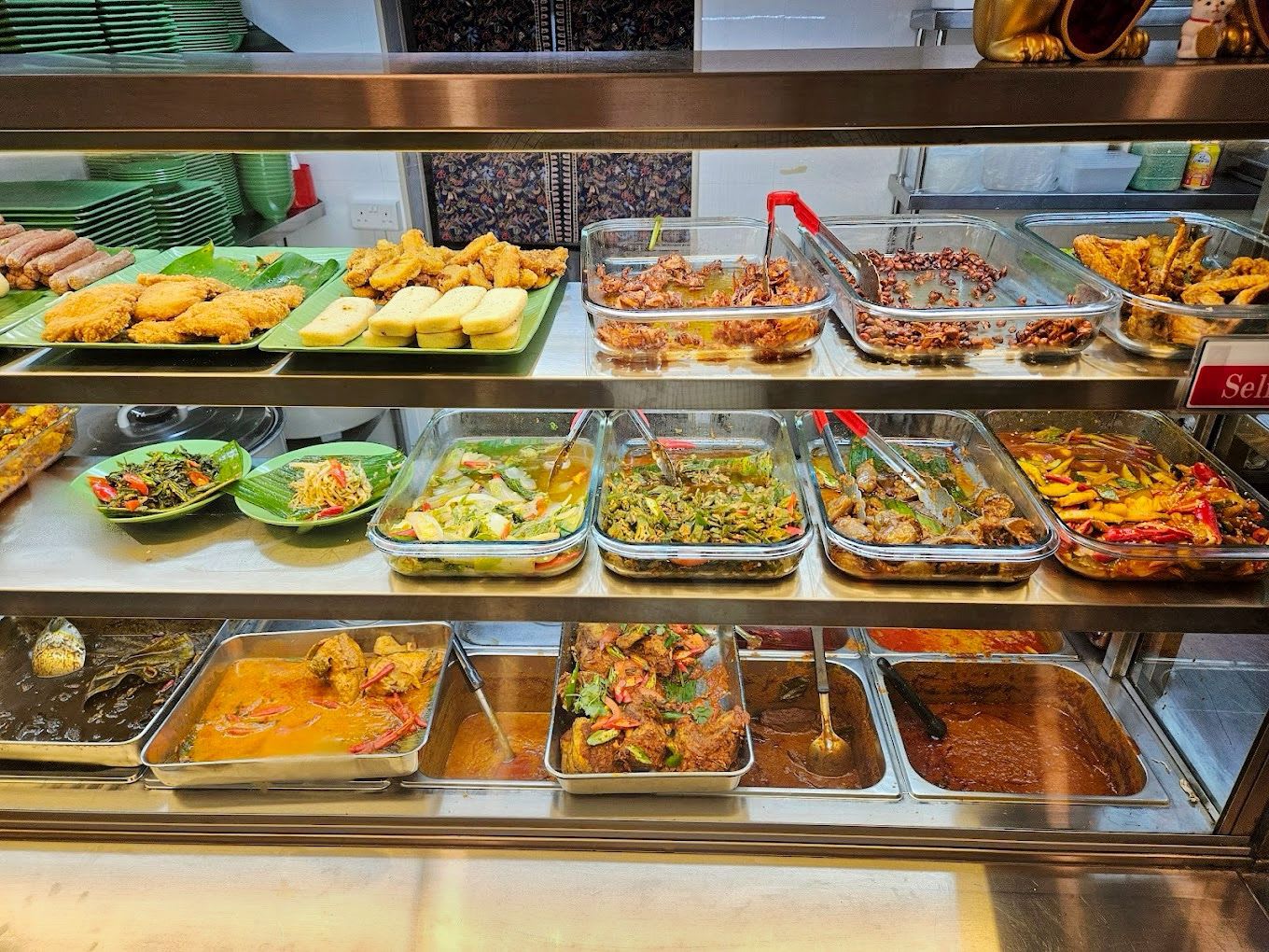 Popular 26-Year-Old Nasi Padang Hawker Biz Which Closed Down During ...