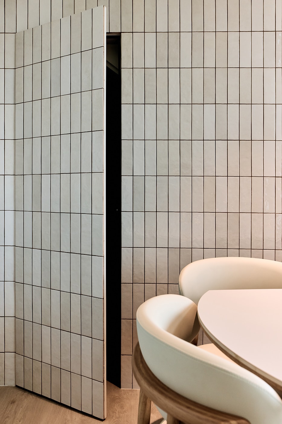 Carrie Wong’s Loft Condo Is Her “Vacation Home”, Hasn’t Spent A Night ...