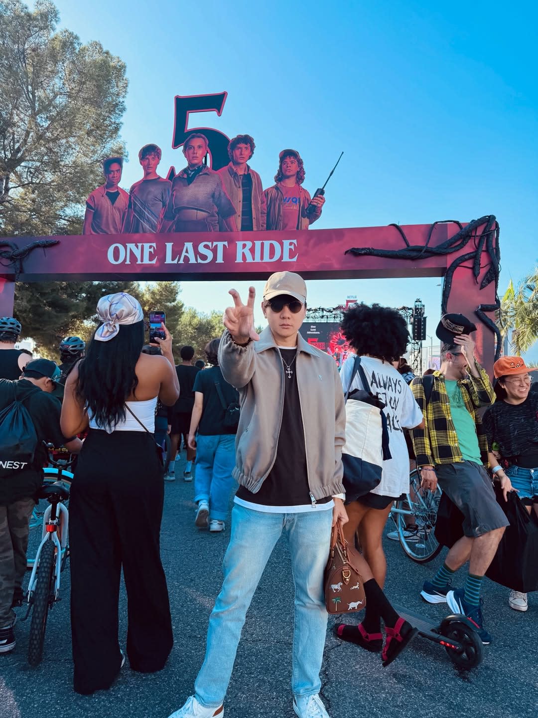 JJ Lin Spotted In LA With Rumoured Girlfriend… And They Were In ...