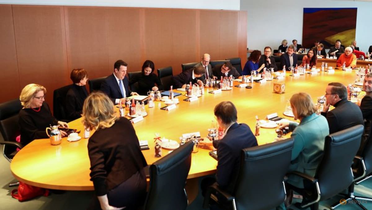 German coalition parties at loggerheads as budget crisis grows - TODAY