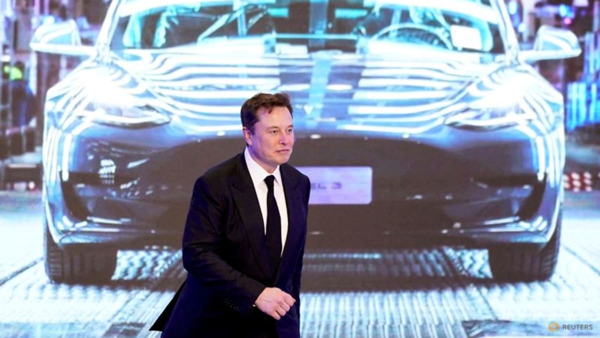 Public policy favors $7 billion fee award in Musk pay case, Tesla ...