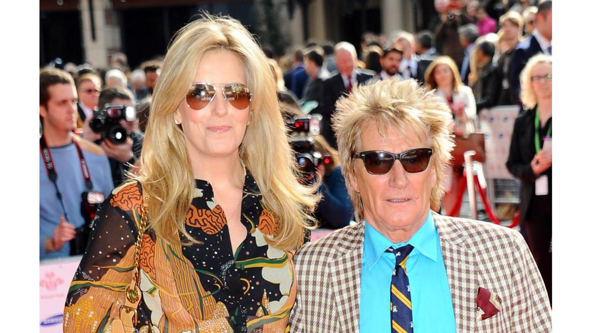 Rod Stewart is unavailable for Donald Trump's inauguration - 8days