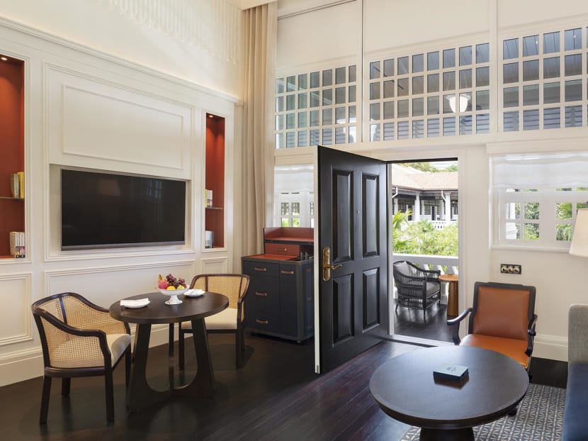 Hotel Review: We Went On A Raffles Hotel Staycation To Solve A Crime ...