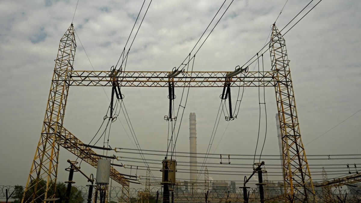 At least 8 dead, 80 injured in India firework factory explosion - TODAY