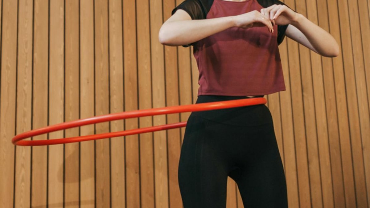 Woman Suffers Ruptured Spleen And Internal Bleeding After Hula Hooping ...