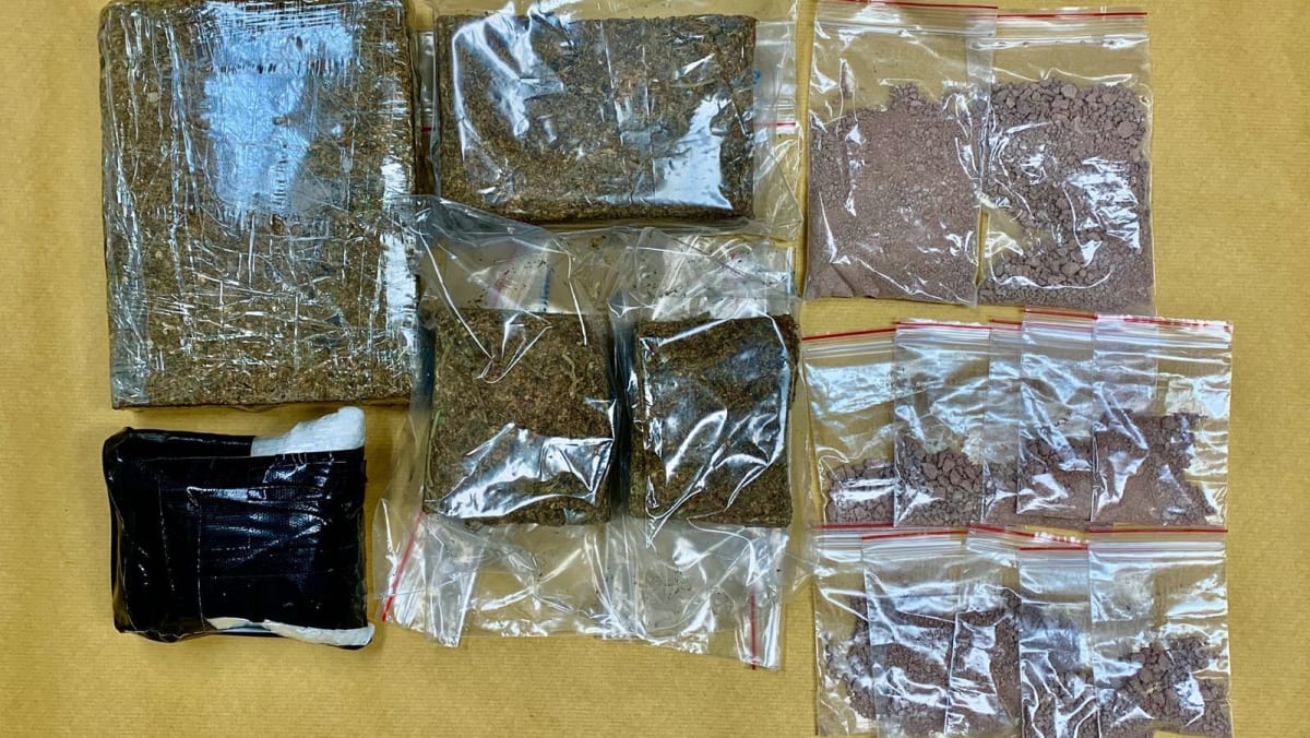 CNB drug raids: 5 people arrested over S$230,000 worth of heroin ...