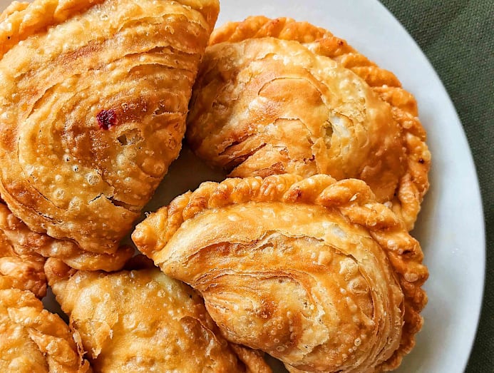 Hotel Pastry Cook-Turned-Personal Trainer Now Sells Tasty Curry Puffs ...