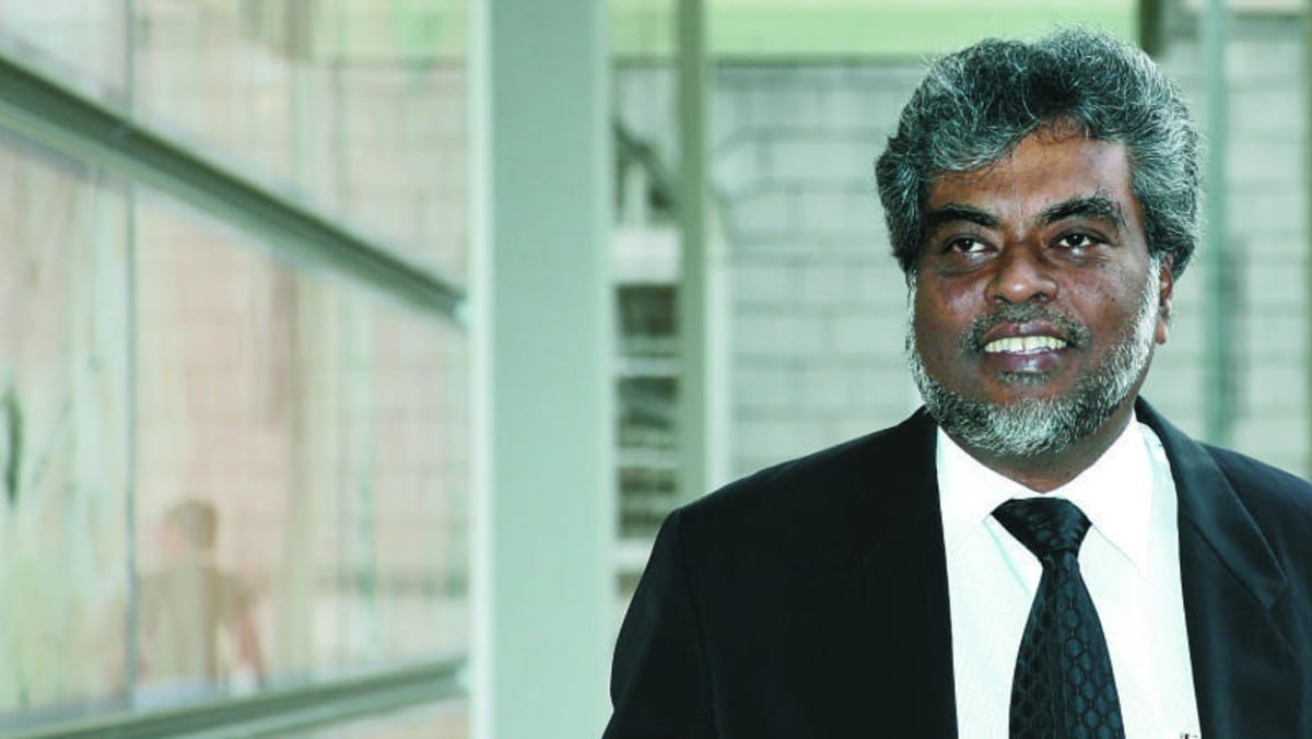 Family and close friends pay respects to Subhas Anandan - TODAY