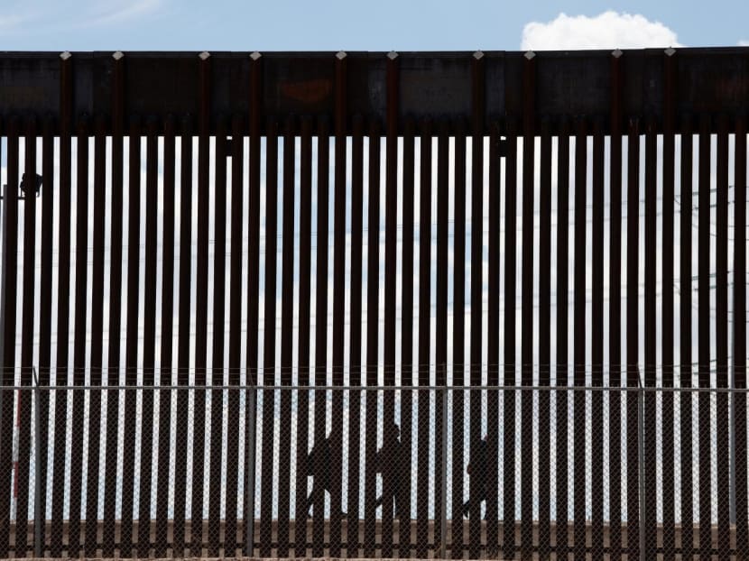 US Supreme Court lets Texas border enforcement law take effect - TODAY