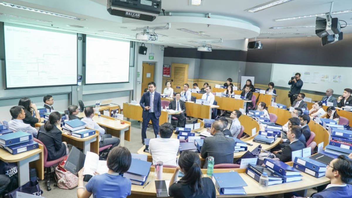 What the rollout of IHL SkillsFuture Series means for workers and ...