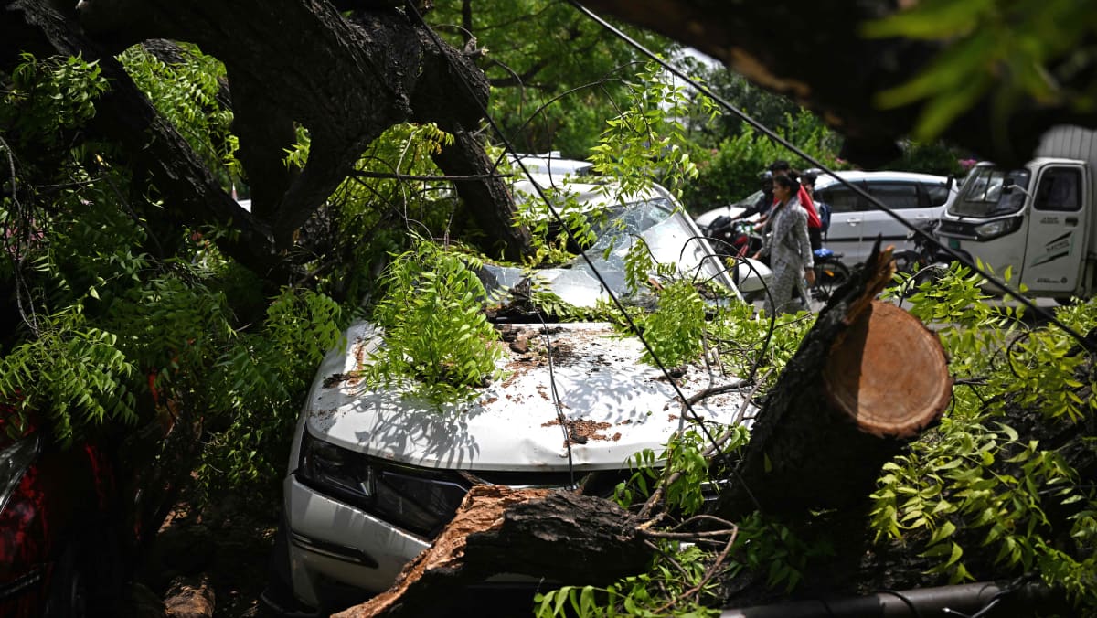 இந்திய நகரங்களை உலுக்கும் கனமழை - Seithi Mediacorp