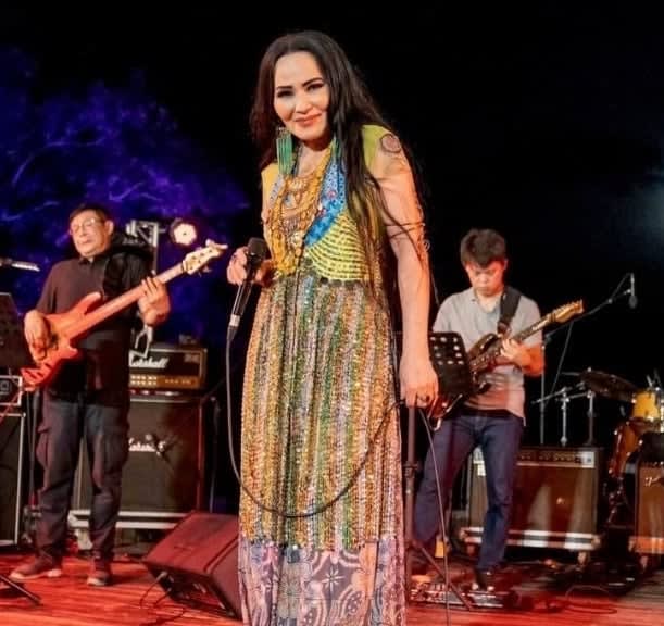 '80s Taiwanese Diva Pan Yue Yun Suing Ex-Employee Who Accused Her Of ...