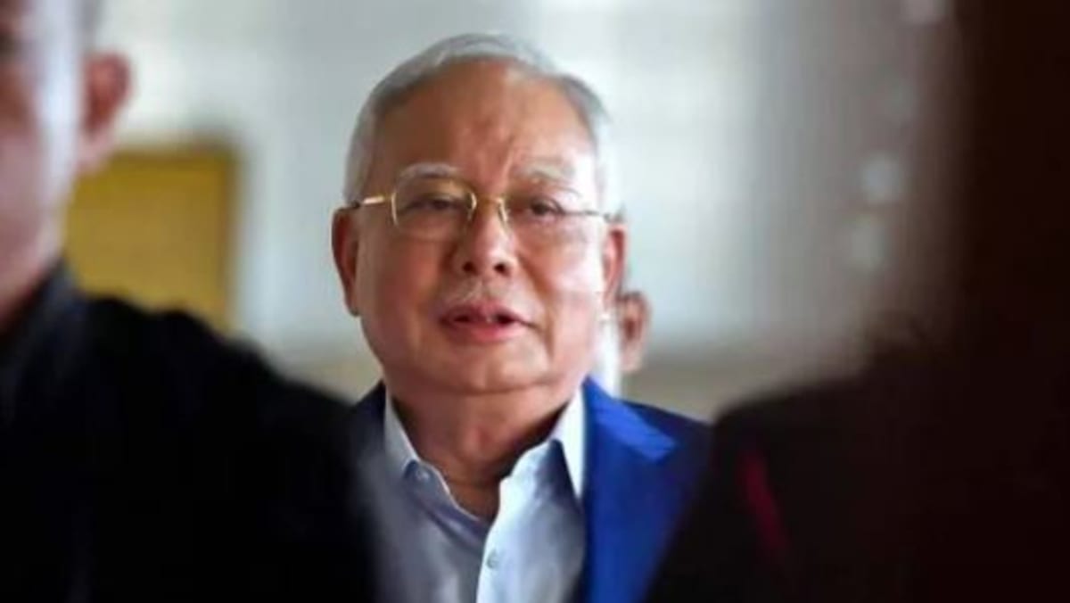 Mahkamah tolak permohonan Majlis Peguam cabar pengampunan Najib ... Mahkamah tolak permohonan Majlis Peguam cabar pengampunan Najib ...