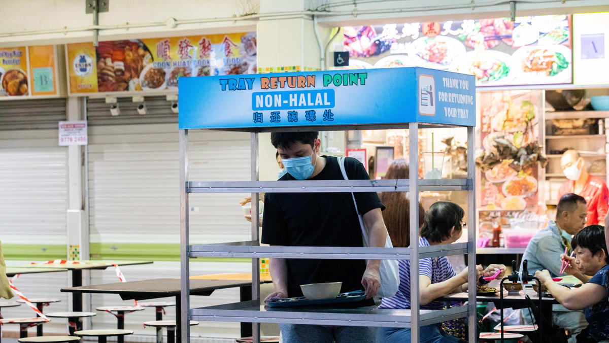 More hawker centre diners returning trays as NEA advisory period kicks ...