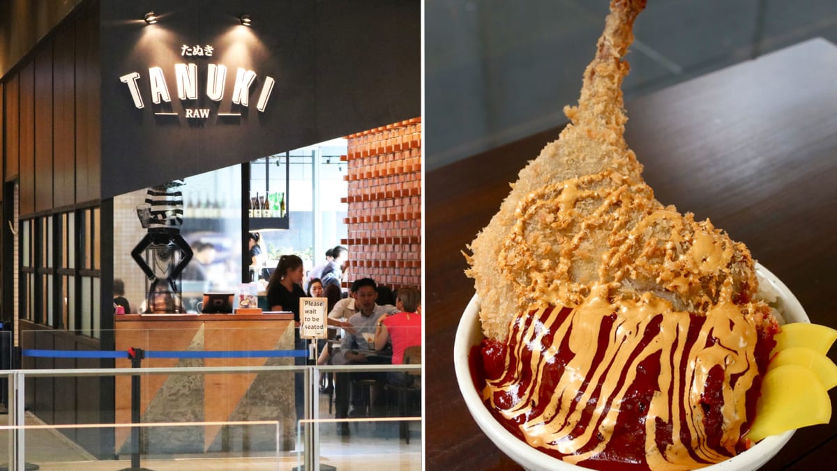 Pig Out On This Huge Tomahawk Katsu Curry Don With Edible Gold Sauce ...