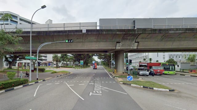 脚踏车和拖车相撞 64岁女骑士重伤不治 - 8world