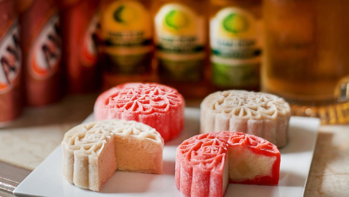 3 Fun Mooncakes To Try - 8days