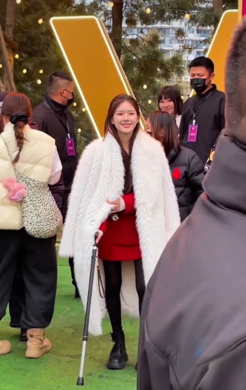 Chinese Actress Zhao Lusi Mocked As “Medical Marvel” For Quick Recovery ...