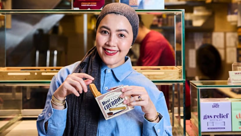 Syarif & Malaque bertahan 10 tahun dalam F&B SG dengan hanya jual Churros - BERITA Mediacorp