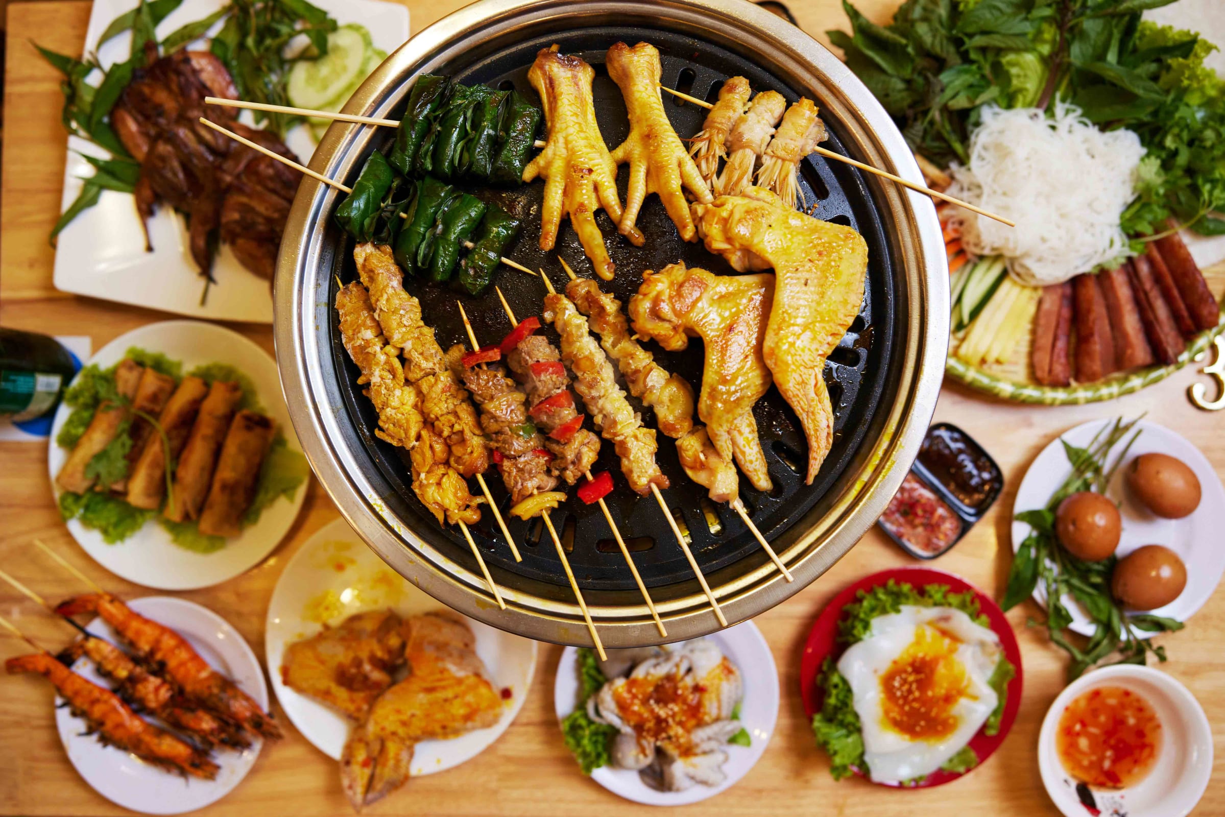 Vietnamese-Singaporean Couple Opens Viet BBQ Joint, Grilled Frog ...