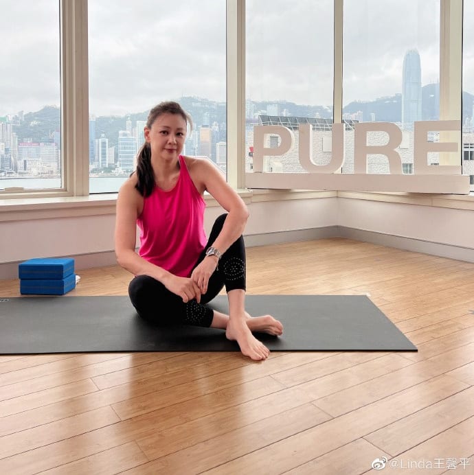 ‘90s Singer Linda Wong, 55, Who Is Now A Yoga Instructor, Opens Up ...