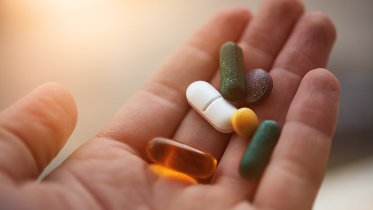 Taking vitamins on an empty stomach? 8 do's and don'ts of health ...