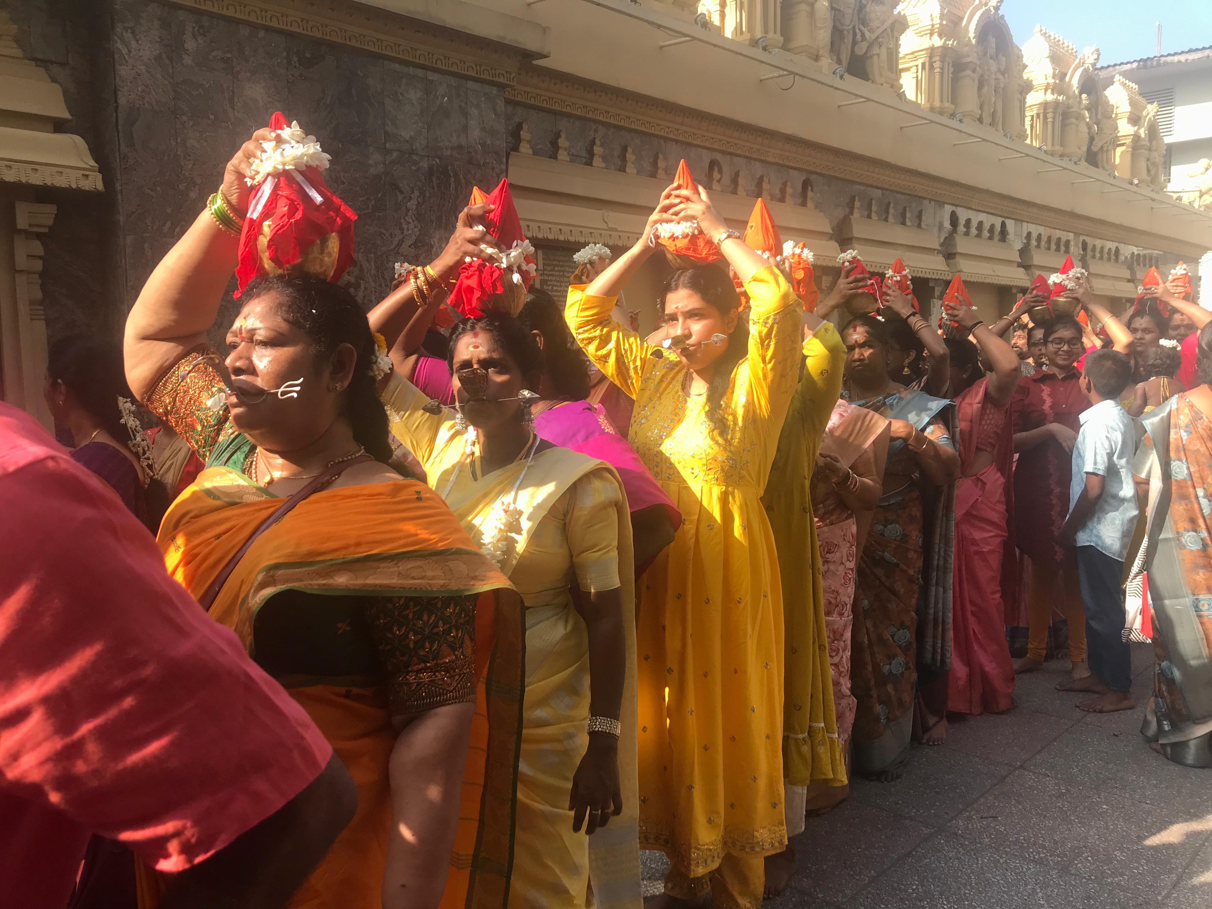 இலங்கையில் தைப்பூசக் கொண்டாட்டம் - Seithi Mediacorp