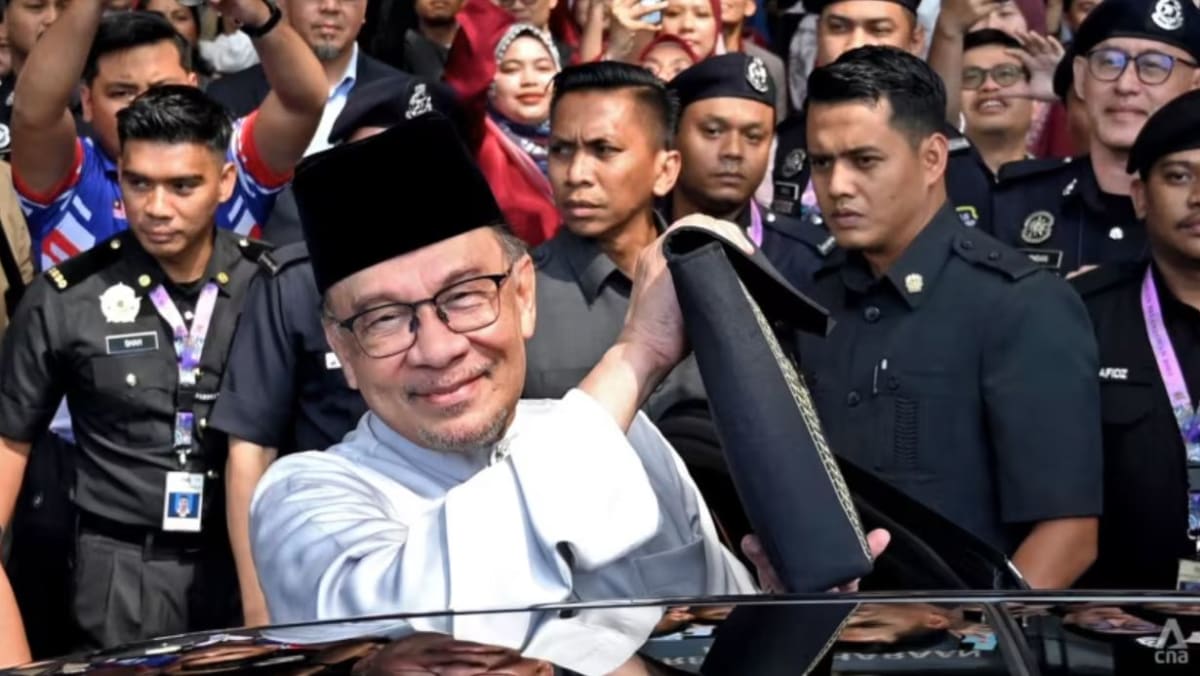NOTA DARI KL: Rakyat Malaysia damba kestabilan politik dan pertumbuhan ekonomi pada 2025 ...