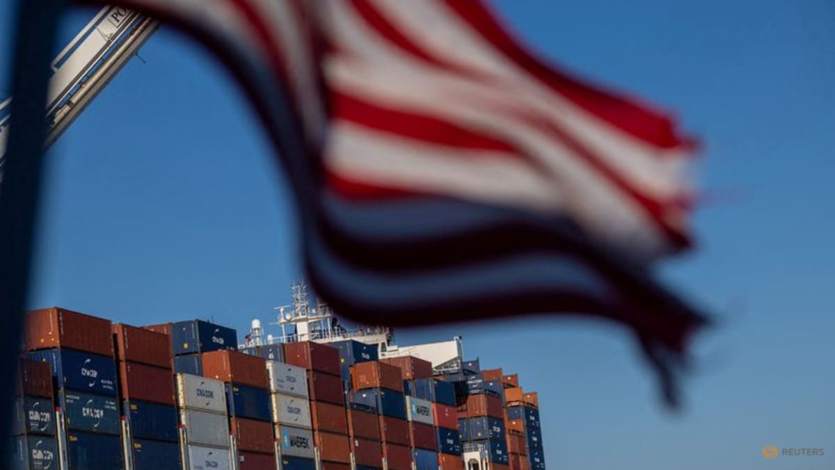 New US tariffs come into effect at 10% - CNA