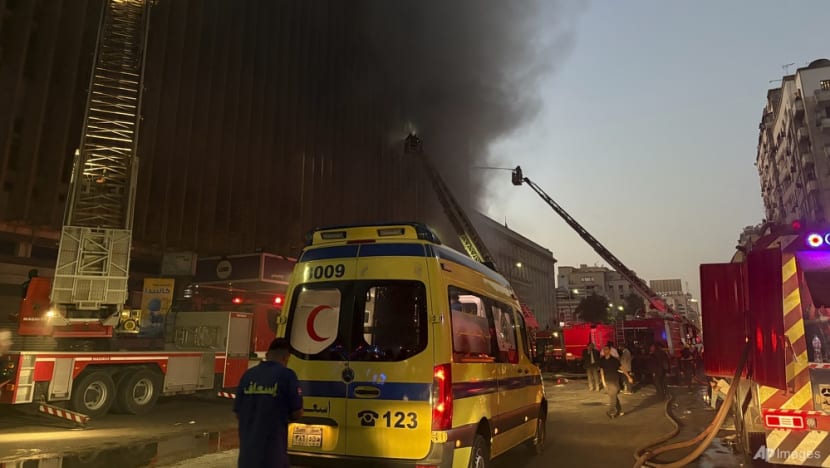 Blaze at Cairo telecommunications building kills 4, disrupts internet ...