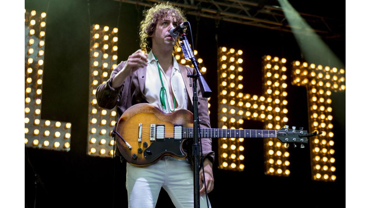 Razorlight to release first album in 10 years - 8days
