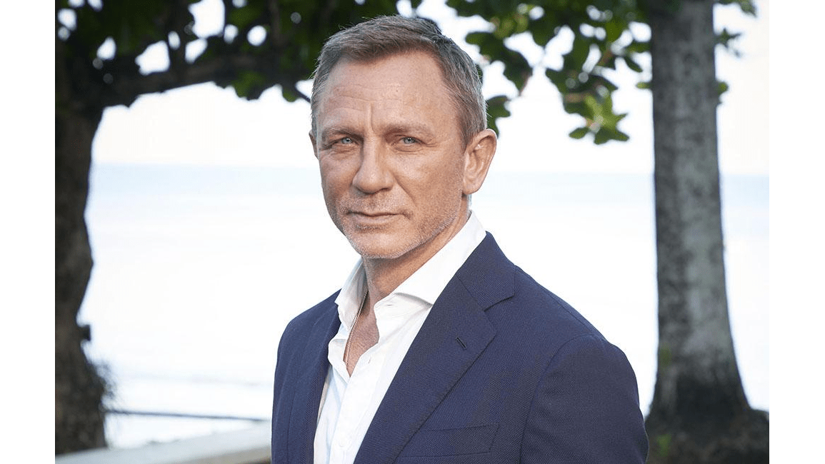 Daniel Craig 'helping to re-write Bond 25 script' - 8days