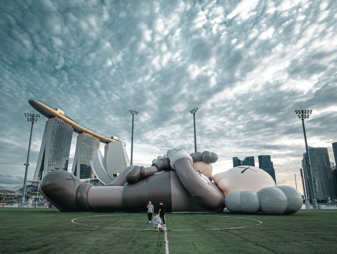 Need photo inspo to capture KAWS:HOLIDAY at The Float @ Marina Bay ...