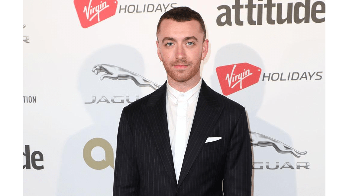 Sam Smith had 'breakdown' - 8days