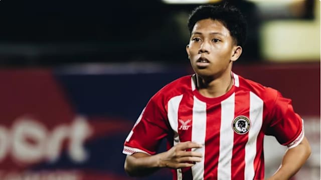 赛场失控挥拳打对手 前丹戎巴葛联队球员判缓刑15个月 - 8world