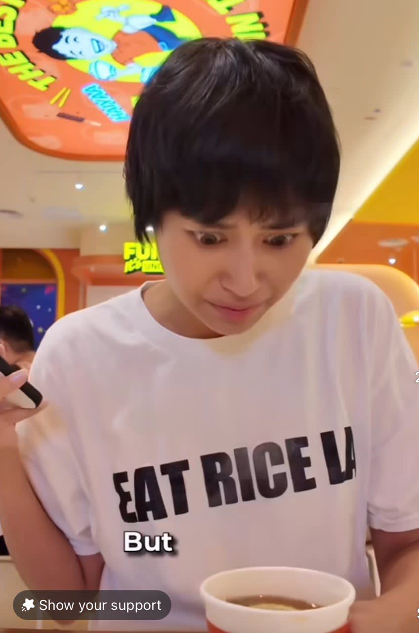 ‘The Worst Dining Experience I Had In M’sia’: YouTuber Slams Uncle ...